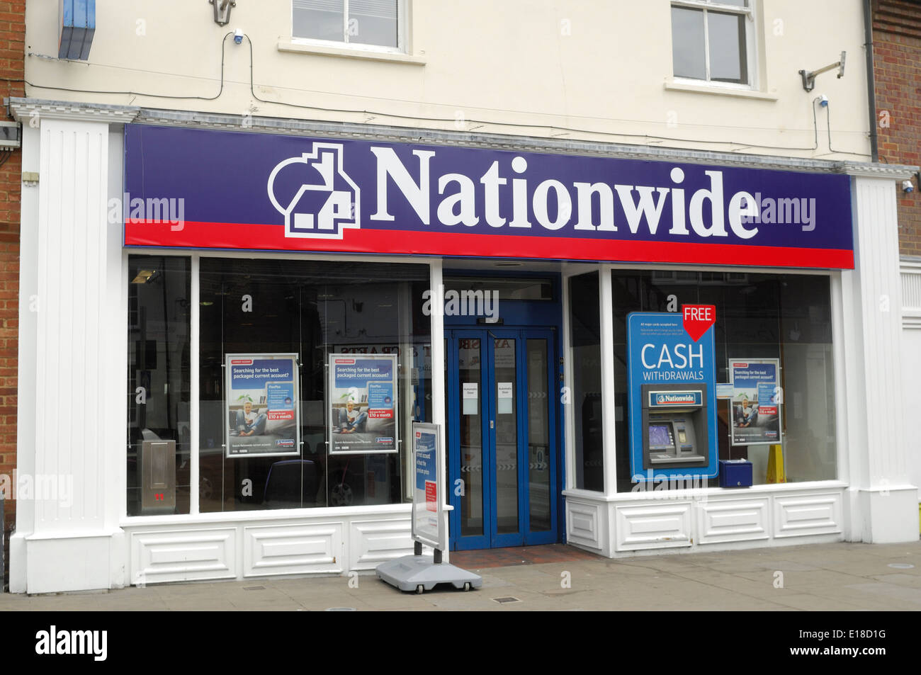 Nationwide building society in Aylesbury Stock Photo - Alamy