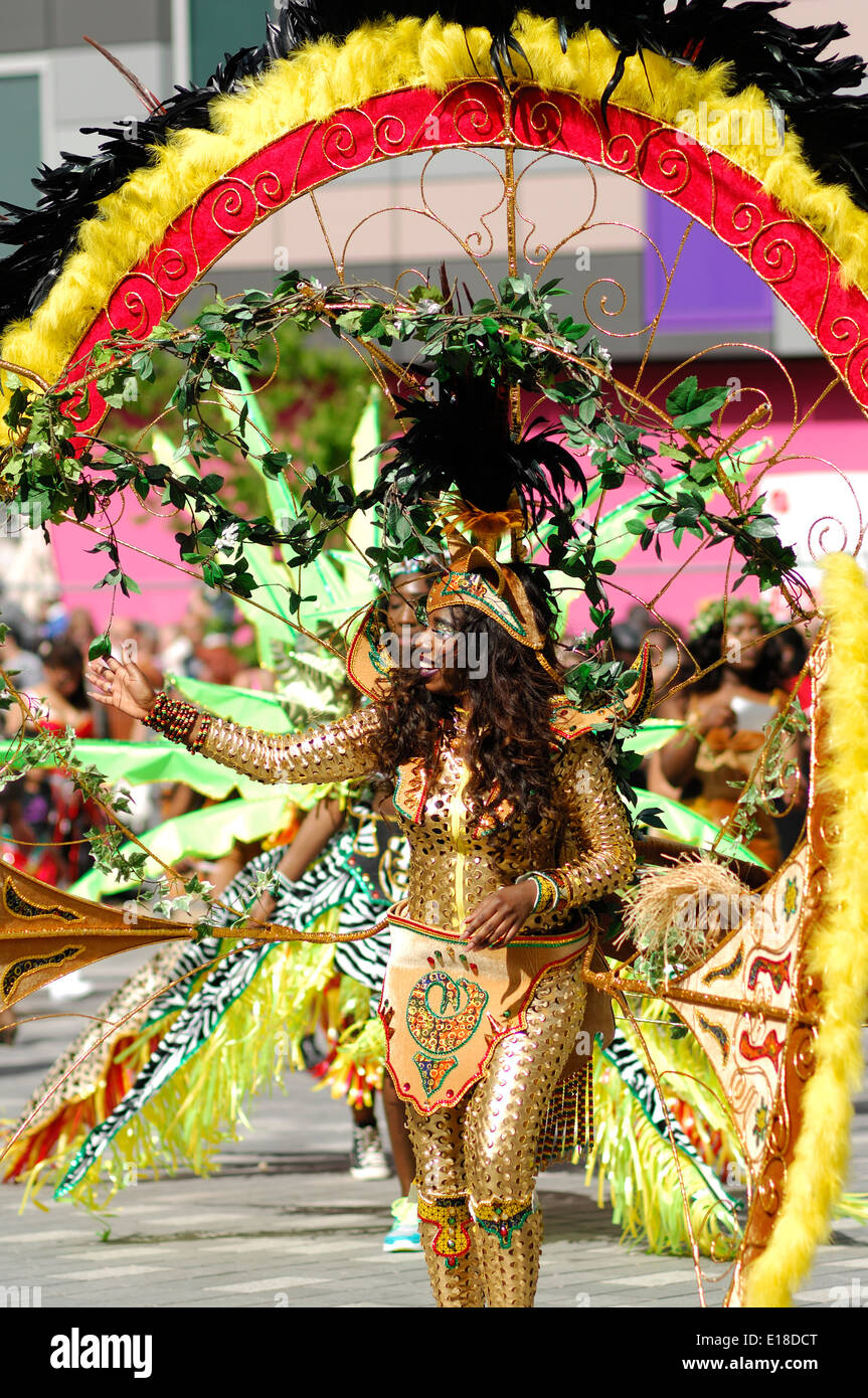 Woman in festival parade hi-res stock photography and images - Alamy