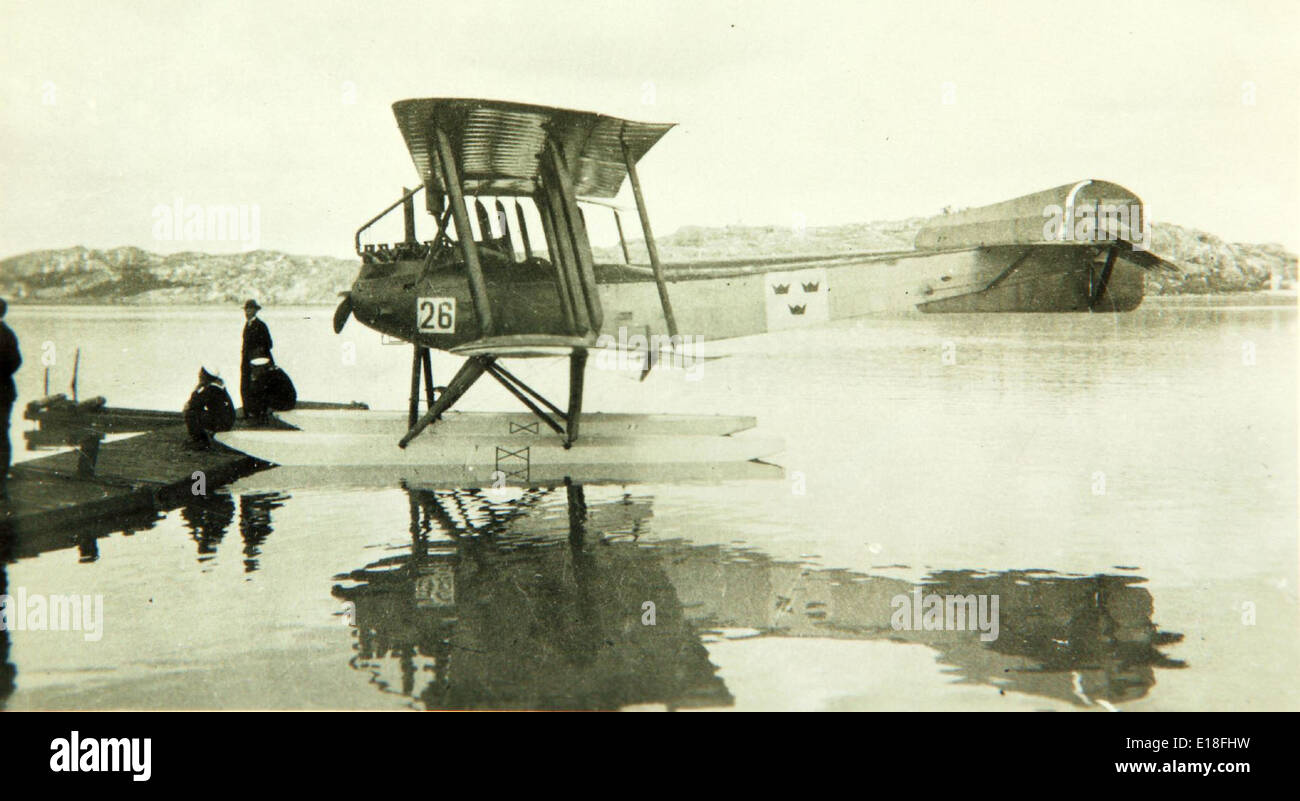 Friedrichshafen aircraft hi-res stock photography and images - Alamy