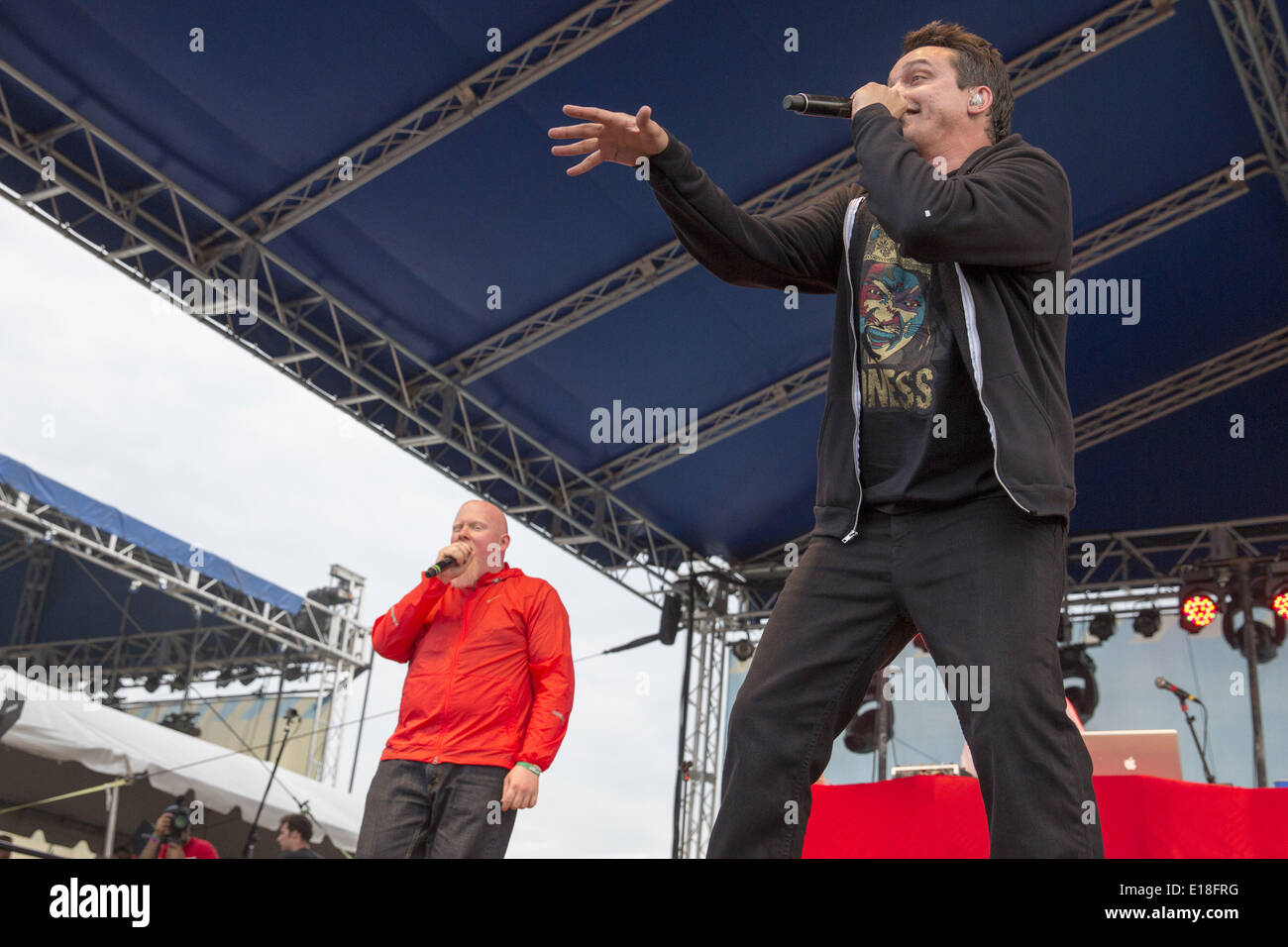 Brother ali rapper hi-res stock photography and images - Alamy