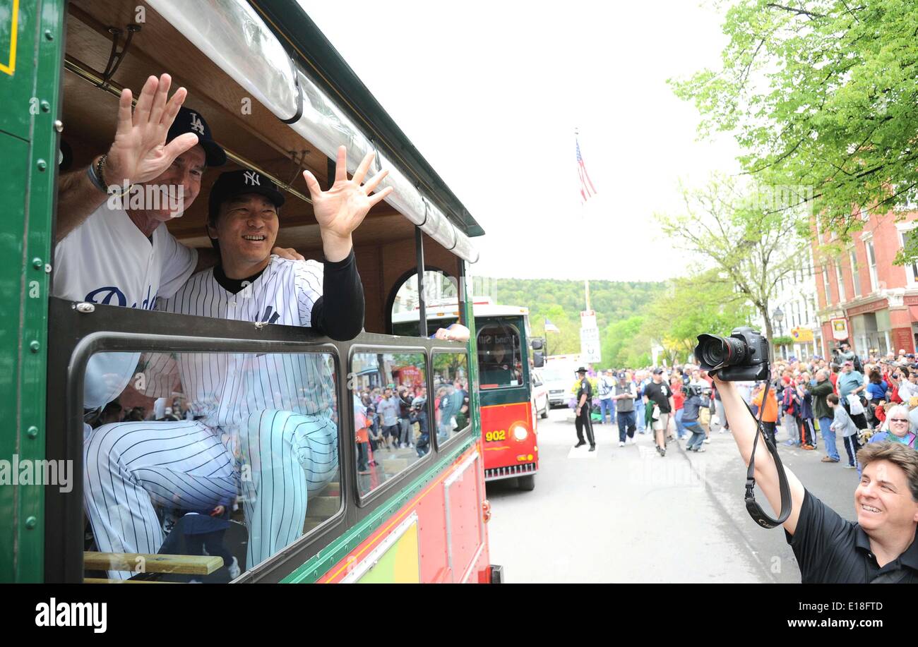 New york yankees parade hi-res stock photography and images - Alamy