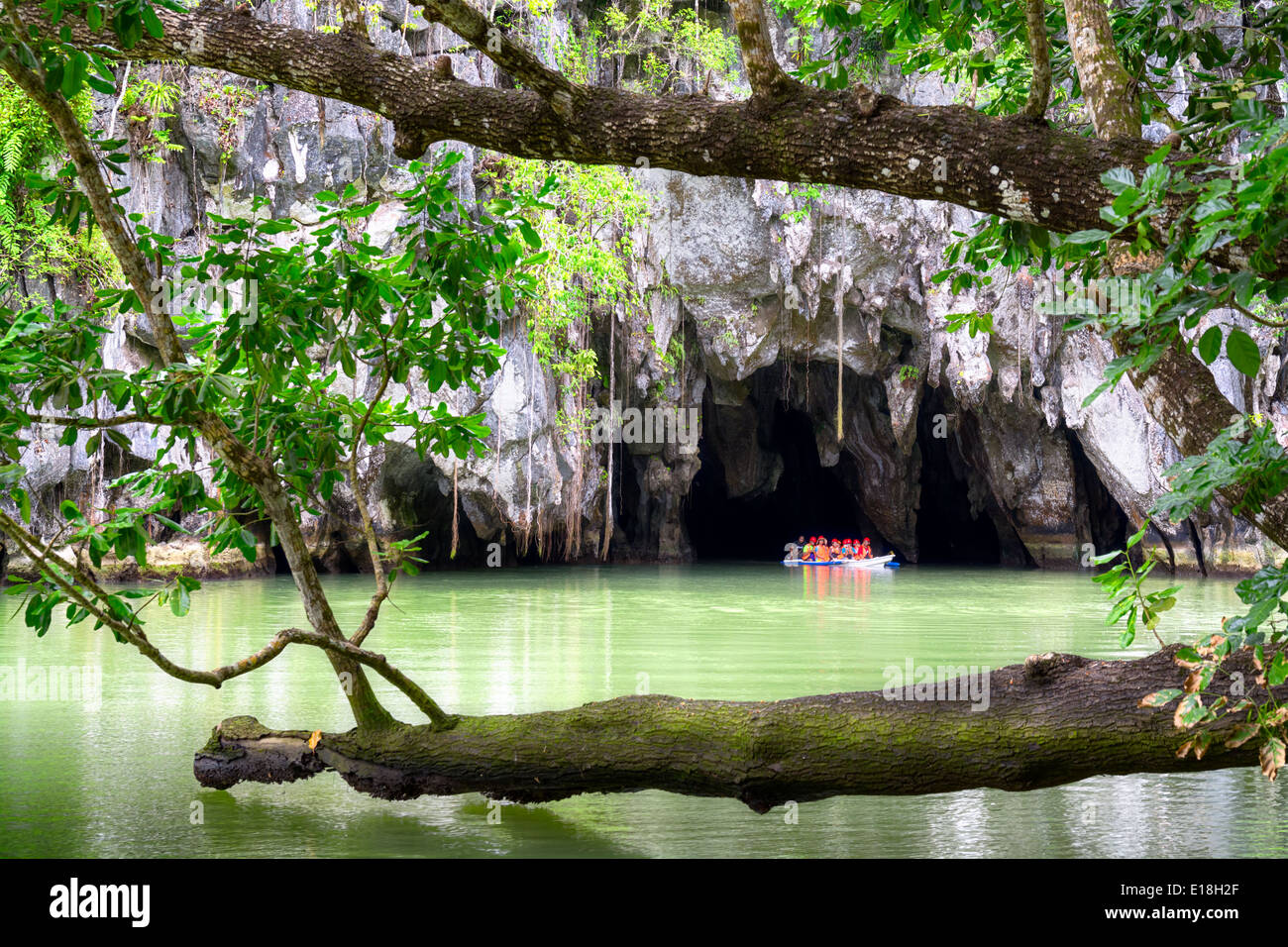 Philippines puerto princesa subterranean river palawan cave hi-res ...