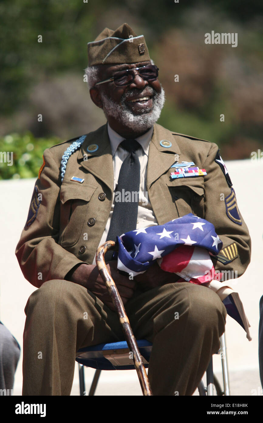 James mceachin hi-res stock photography and images - Alamy