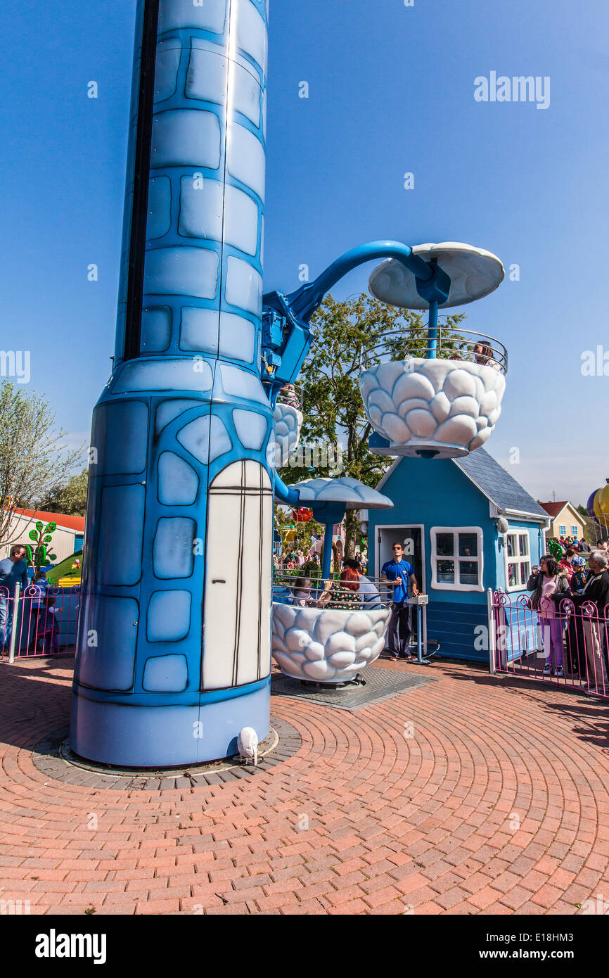 Peppa pig world theme park hi-res stock photography and images - Alamy