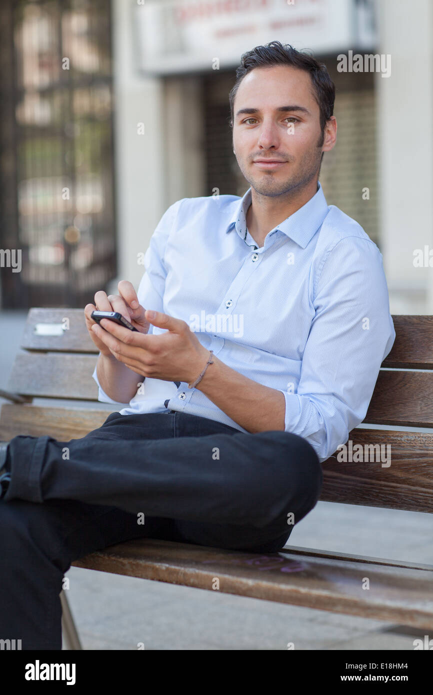 Bench in park text hi-res stock photography and images - Alamy