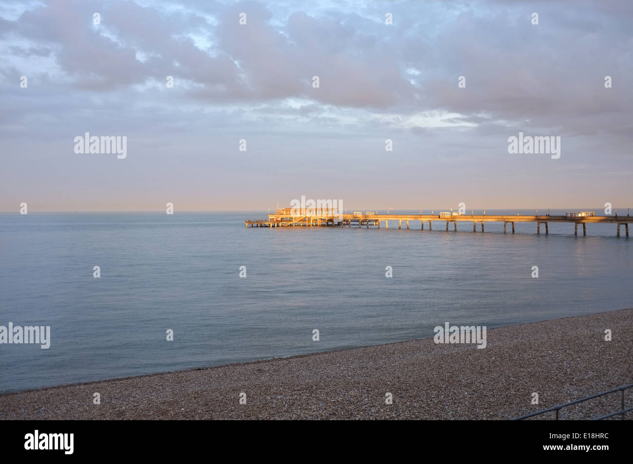 Deal Pier Kent High Resolution Stock Photography and Images - Alamy