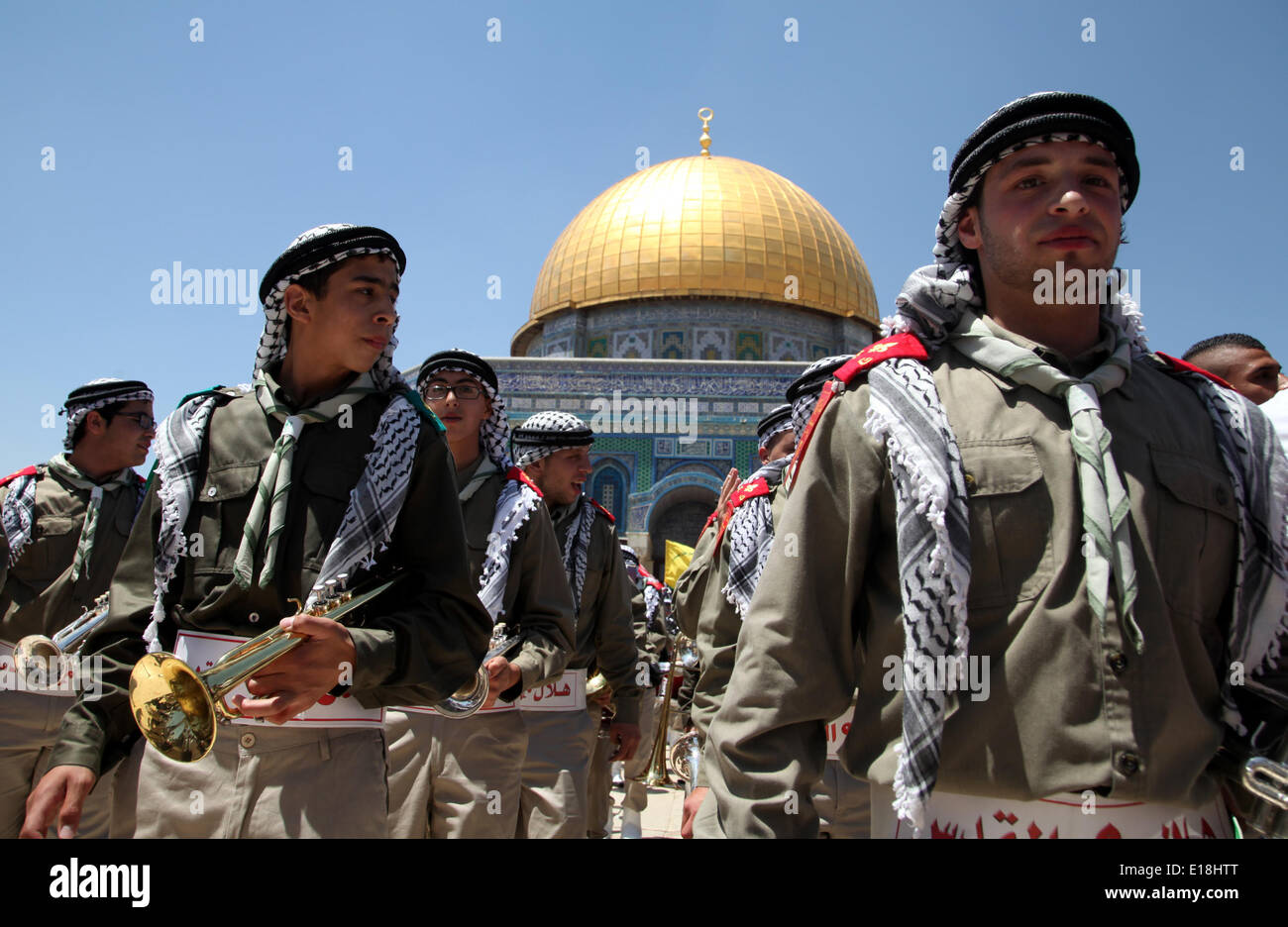 Scouts play musical instruments hi-res stock photography and images - Alamy