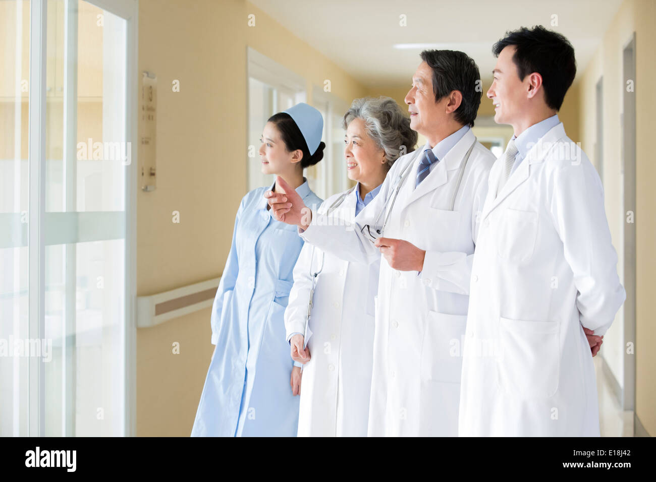 Portrait of medical team Stock Photo - Alamy