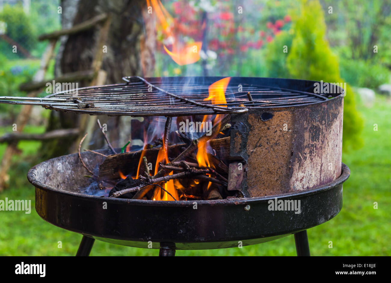 Prepare your garden for spring hi-res stock photography and images - Alamy