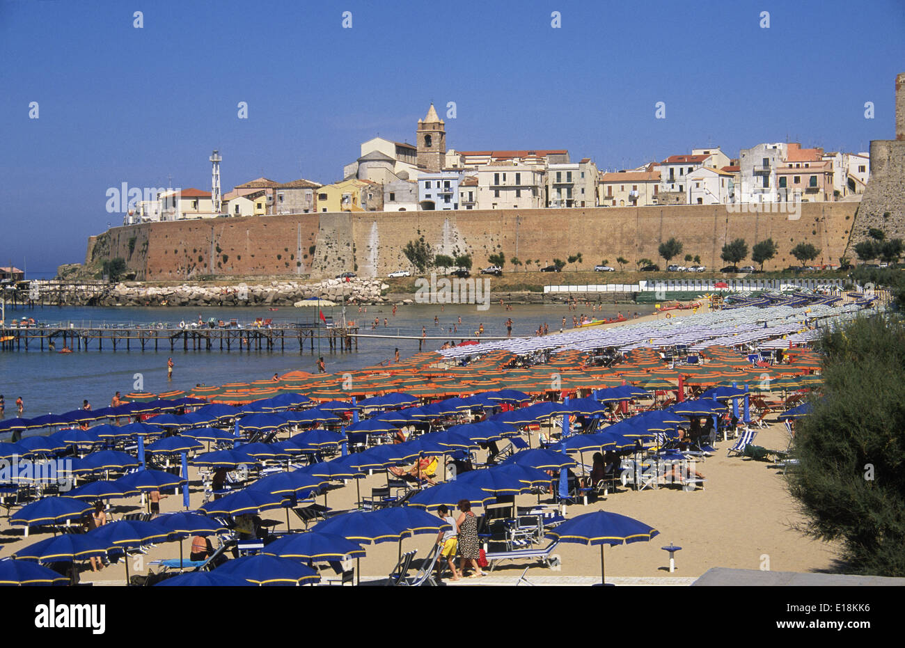 beach, termoli, puglia, italy, europe Stock Photo - Alamy