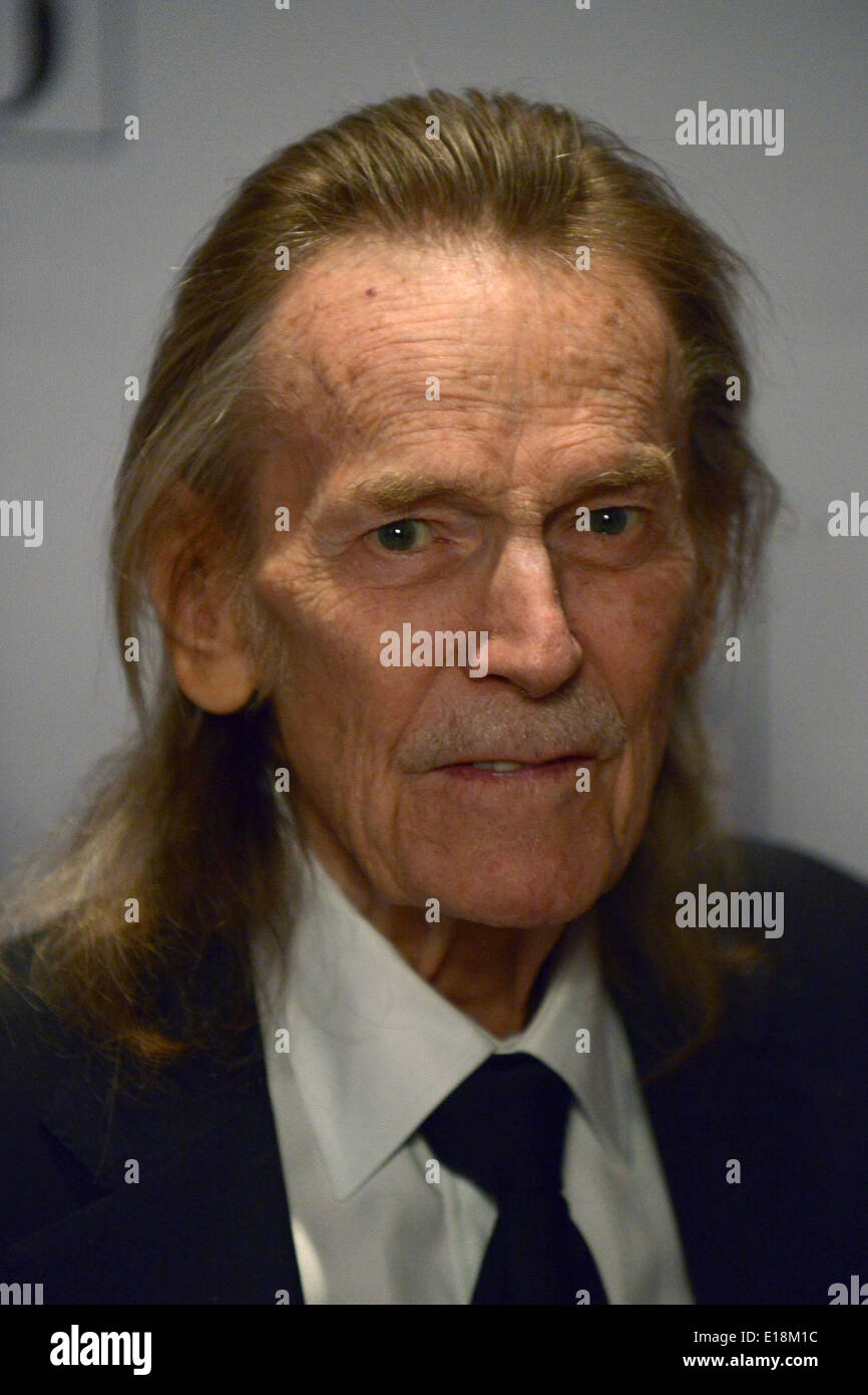 Martin chan hi-res stock photography and images - Alamy