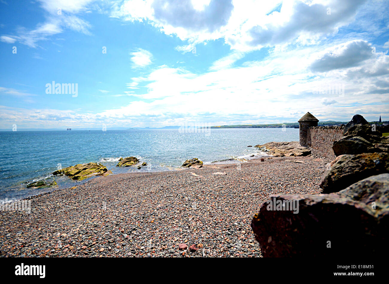 Stoned rocks hi-res stock photography and images - Alamy