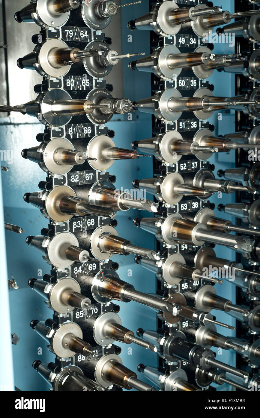 Metal parts hi-res stock photography and images - Alamy