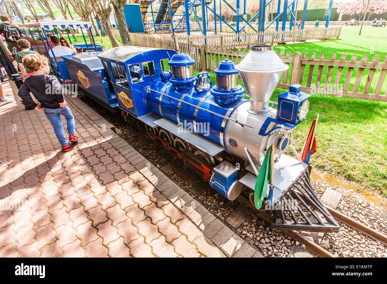 Rio grande train ride paultons park hi-res stock photography and images ...