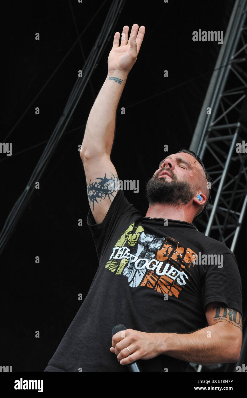Jesse leach of killswitch engage hi-res stock photography and images ...