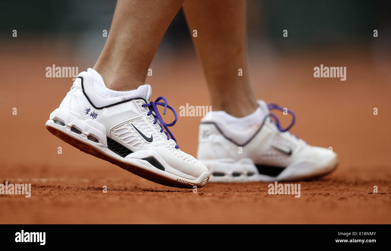 Paris, France. 27th May, 2014. Li Na of China wearing shoes with her ...