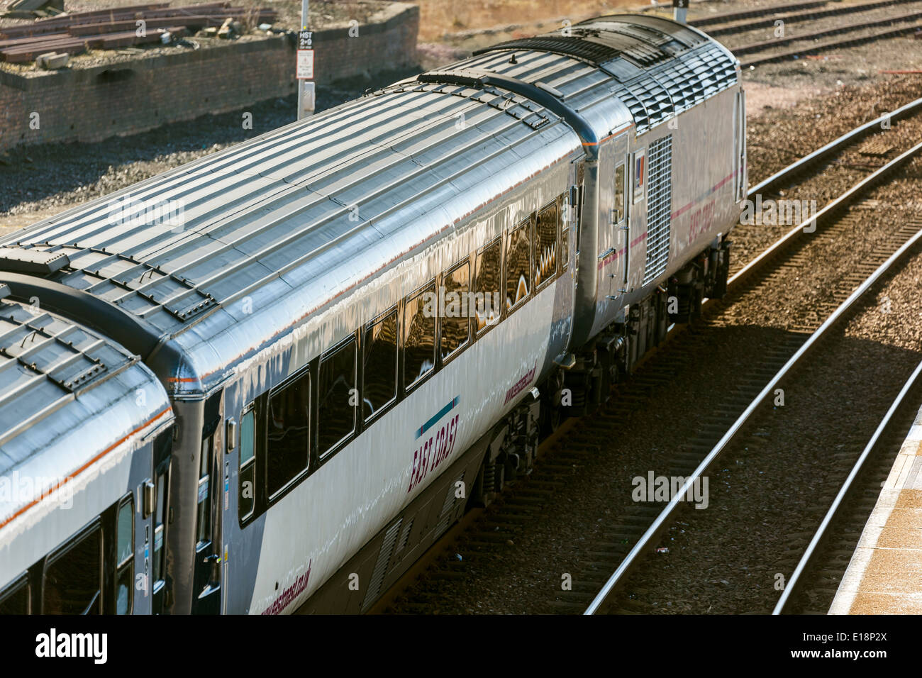 East coast train stopping at Montrose Station from Aberdeen bound for ...