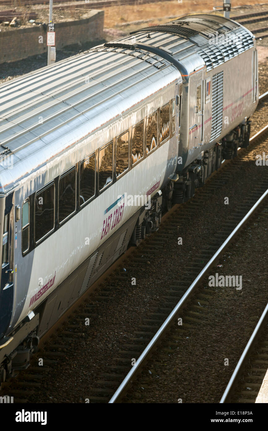 East coast train stopping at Montrose Station from Aberdeen bound for ...