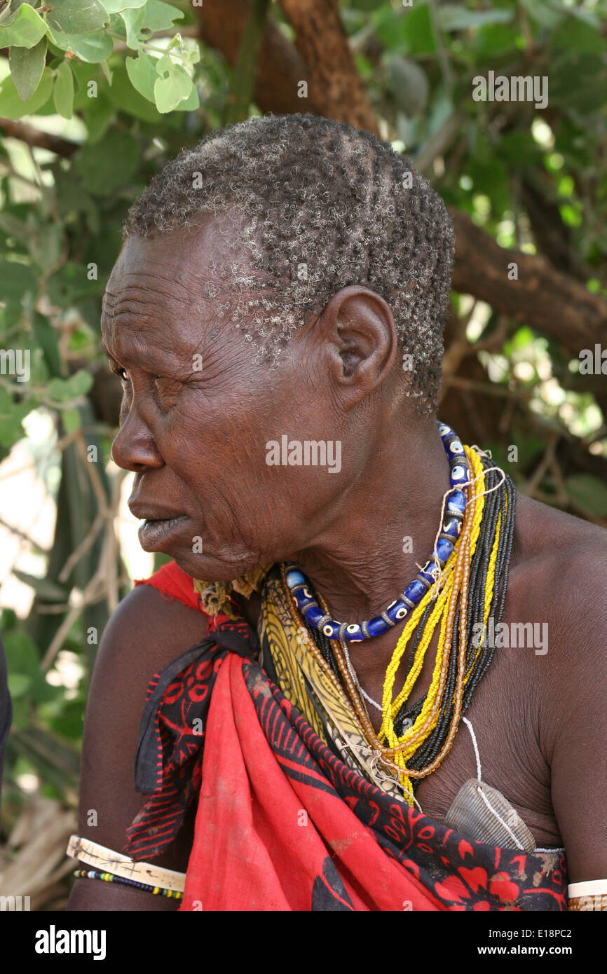 Hadza Hunter Gatherers High Resolution Stock Photography and Images - Alamy