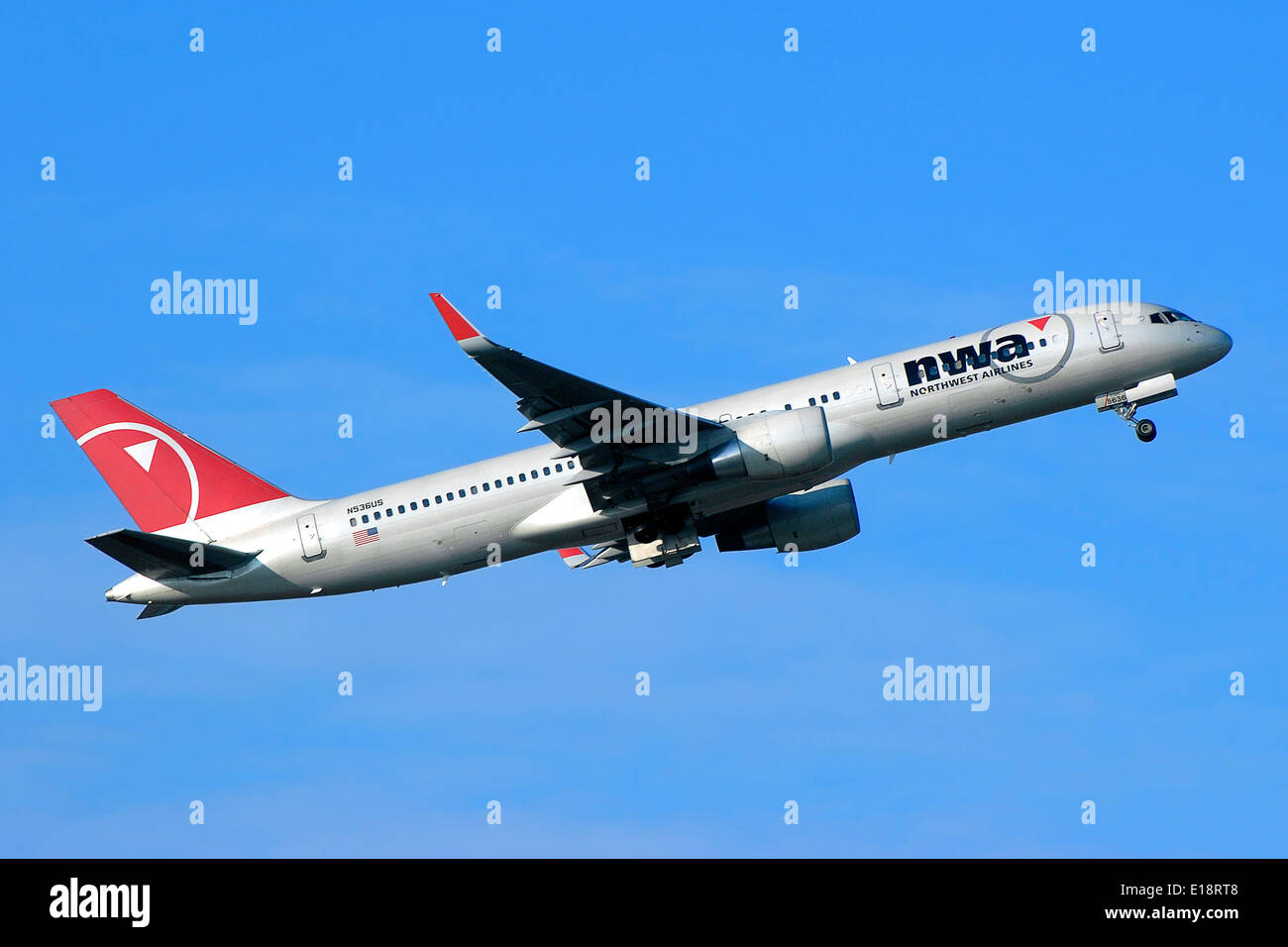 A Boeing 757-200 passenger aircraft of american airline NWA Northwest ...