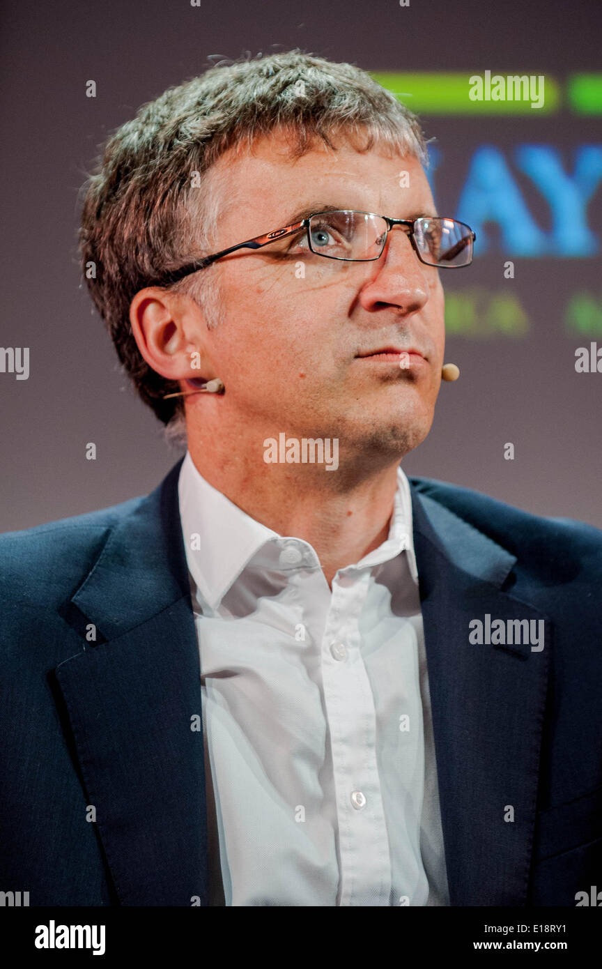 Tuesday 27 May 2014, Hay on Wye, UK Pictured: ( L-R ) Richard Wyn Jones ...