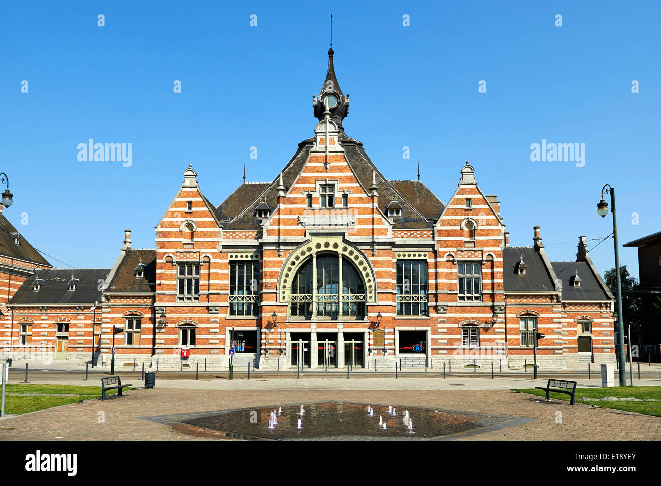 The entrance of the Schaerbeek Train Station, in Carrefour de L'Europe ...
