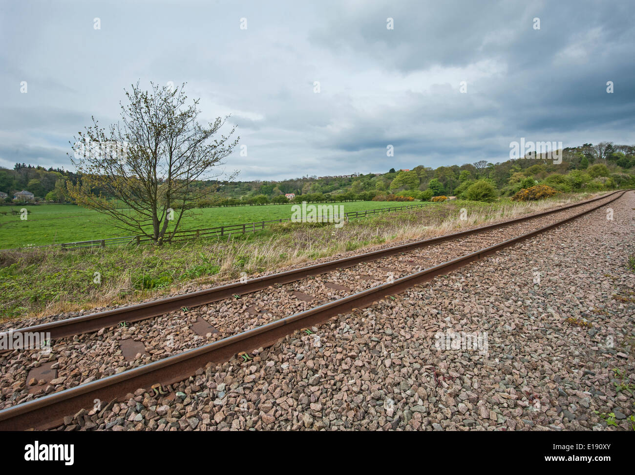English railway track hi-res stock photography and images - Alamy