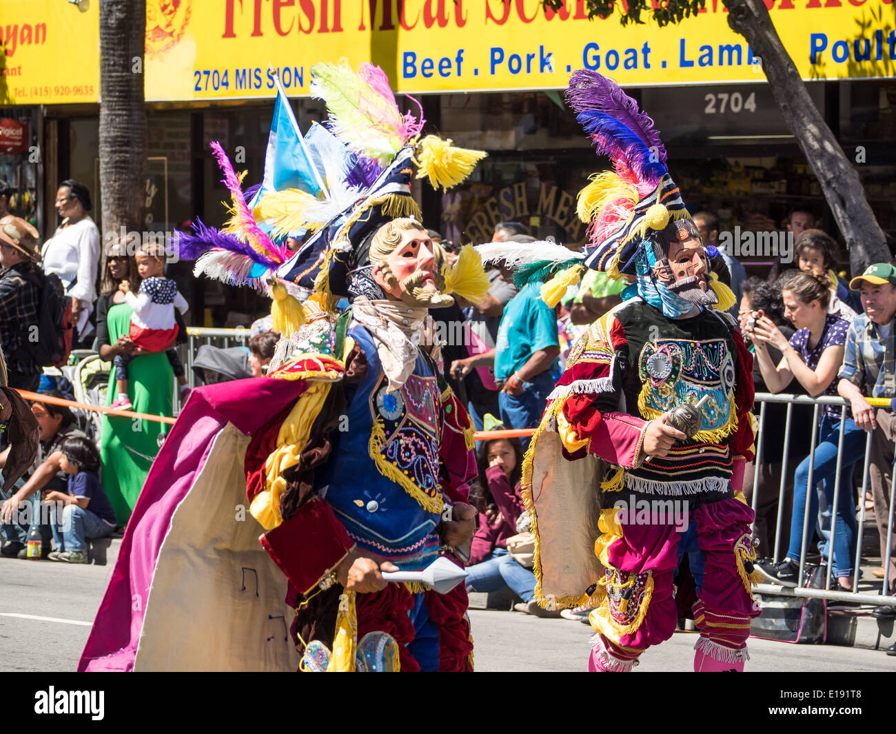 SAN FRANCISCO, CA/USA - MAY 25: San Francisco Carnaval Grand Parade on ...