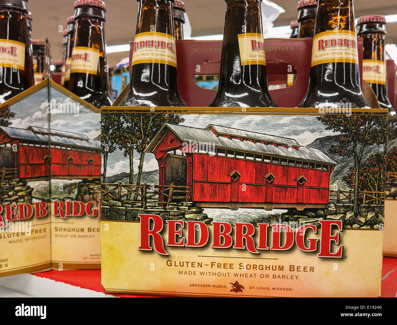 Beer section in store hi-res stock photography and images - Alamy
