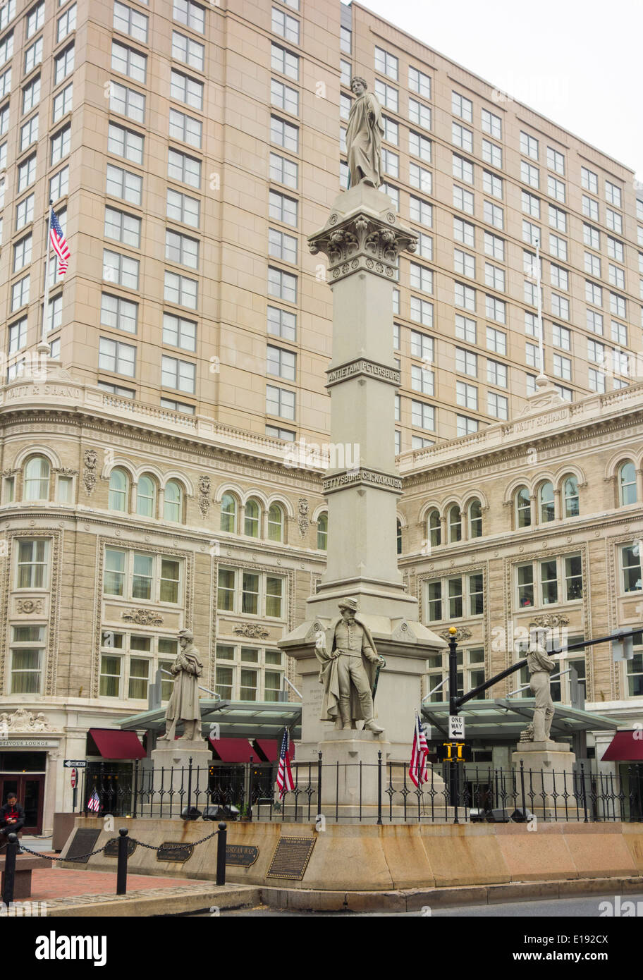 Lancaster pa pennsylvania downtown soldiers hi-res stock photography ...