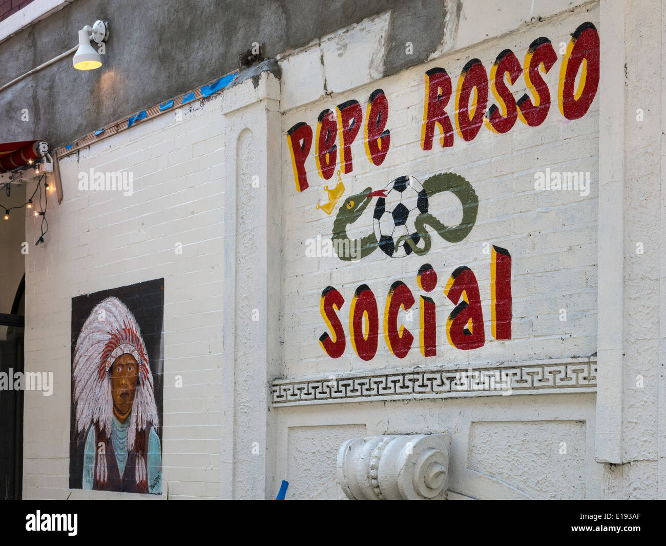 Italian restaurant storefront hi-res stock photography and images - Alamy