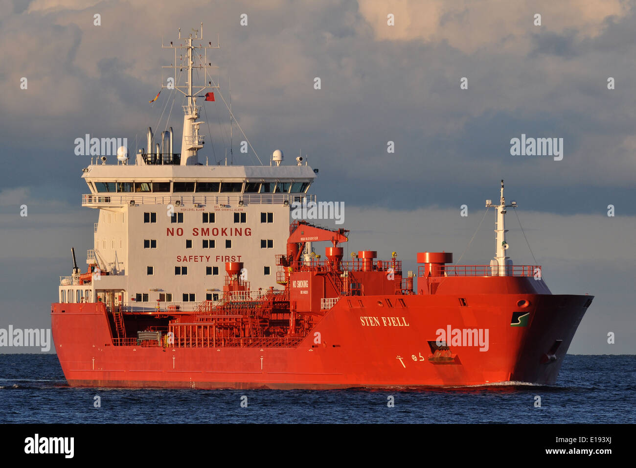 Sten hi-res stock photography and images - Alamy