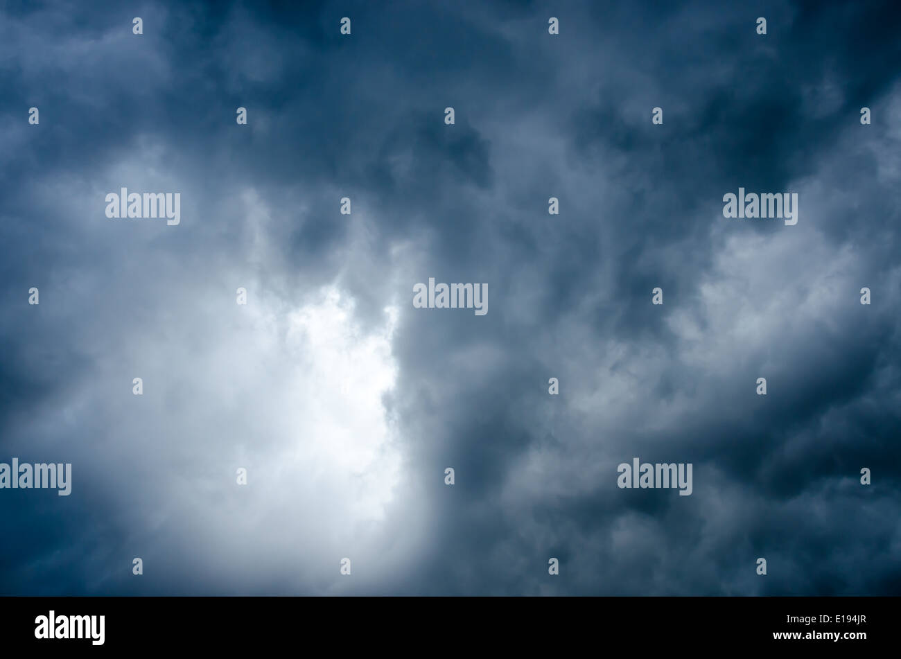storm cloud background before rain Stock Photo - Alamy