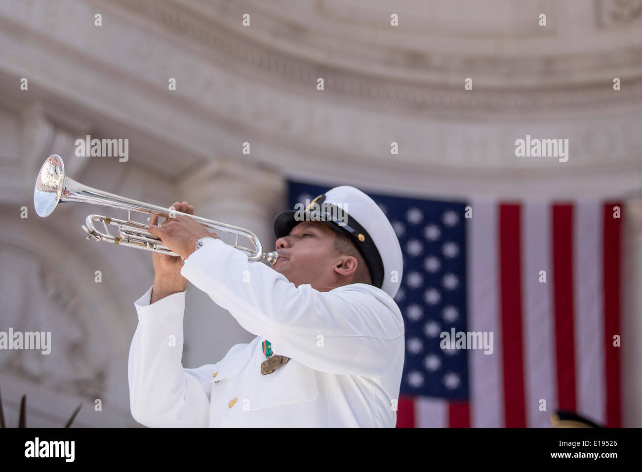 Arlington memorial day taps hi-res stock photography and images - Alamy