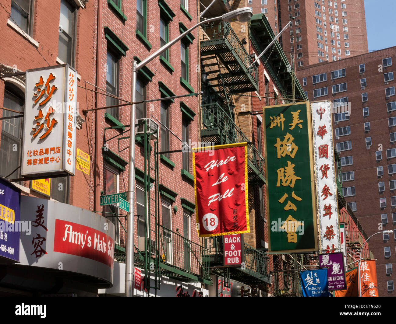Shops and Street Scene, Chinatown, NYC, USA Stock Photo - Alamy