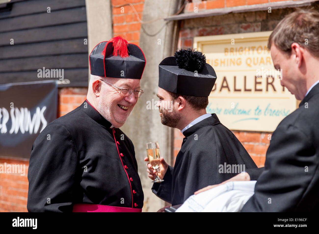 Catholic priests england hi-res stock photography and images - Alamy