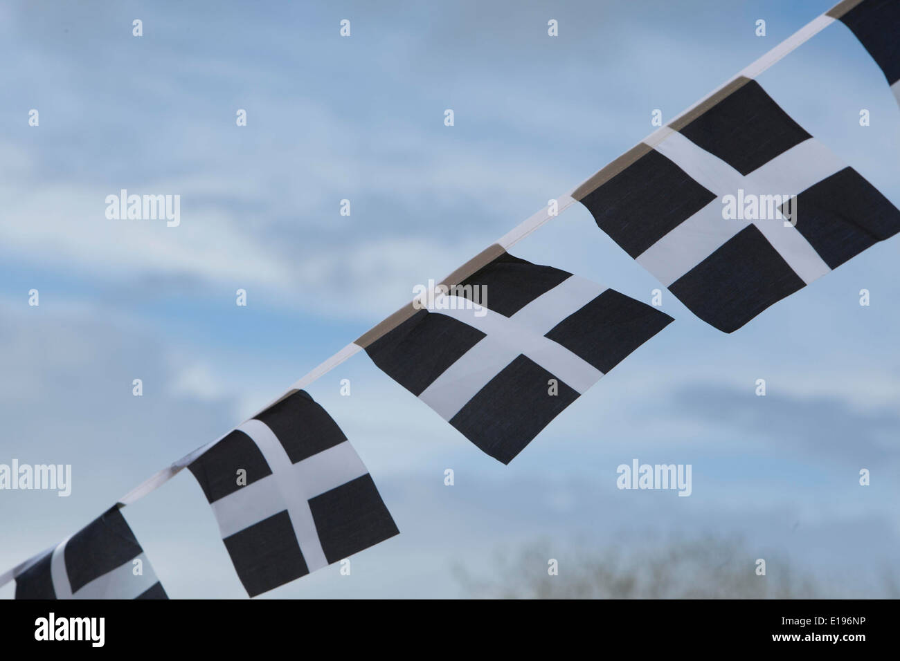 Kernow cornwall flag on flying hi-res stock photography and images - Alamy