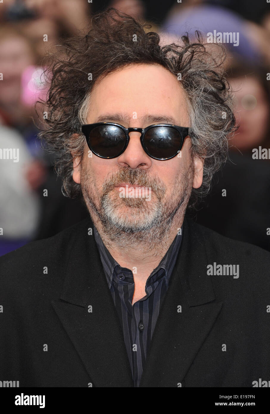 Tim burton dark shadows hi-res stock photography and images - Alamy