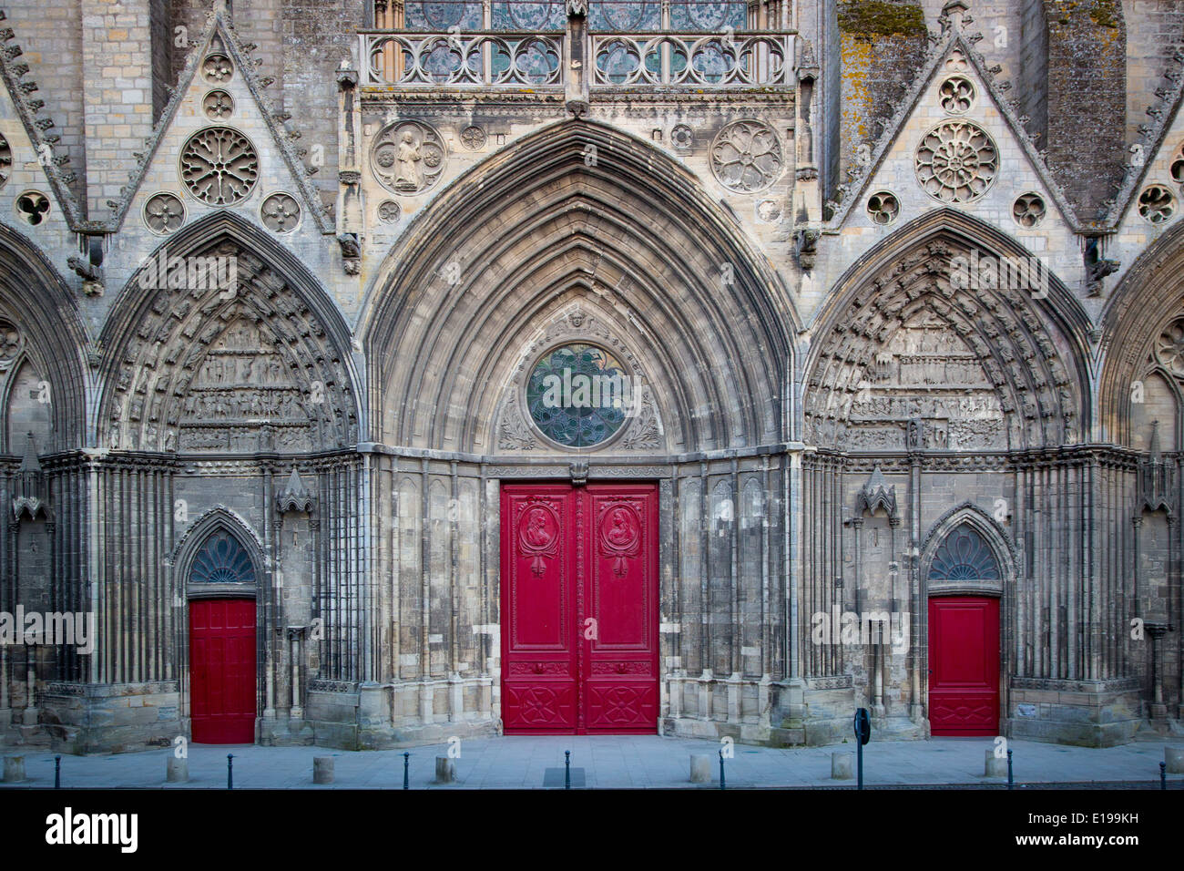 Front facade and doors to Notre Dame de Bayeux Church, Bayeux, Normandy ...