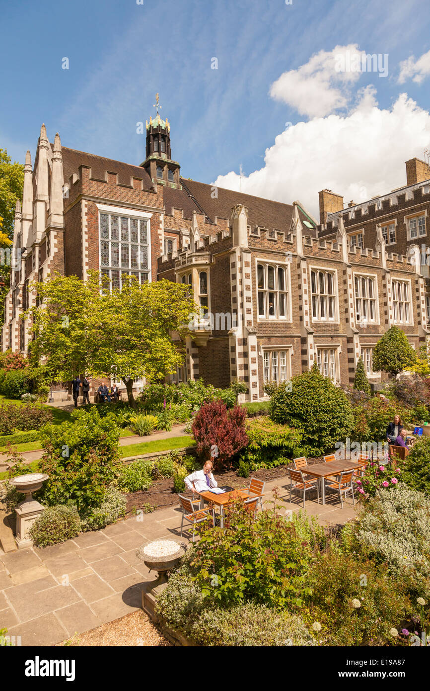 Middle temple hi-res stock photography and images - Alamy