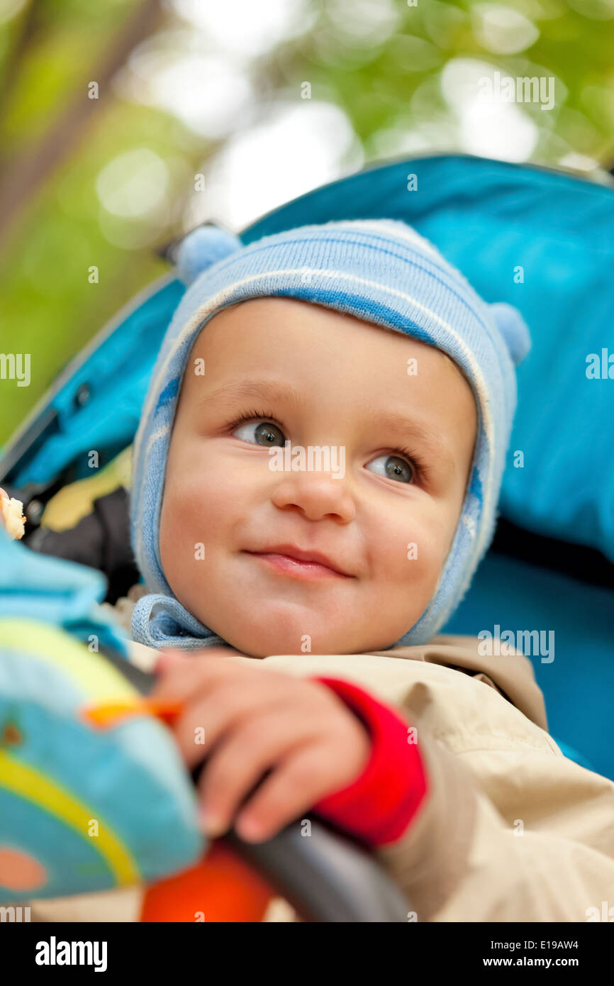 Baby in pram outdoors hi-res stock photography and images - Alamy