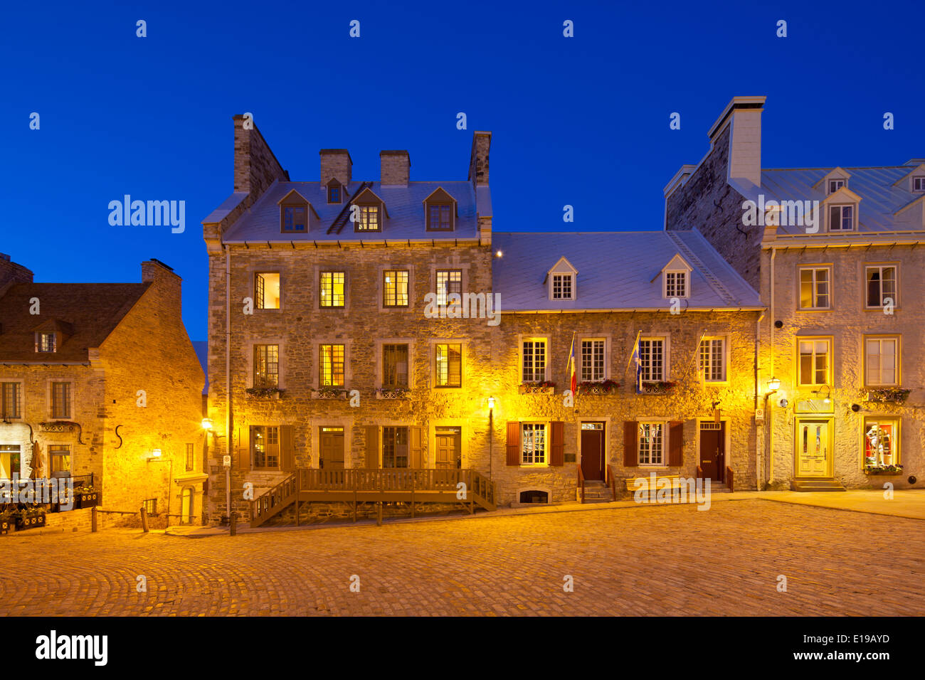 Buildings In Old Quebec City High Resolution Stock Photography and ...