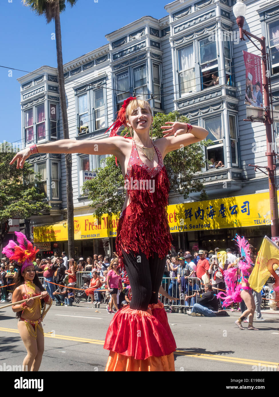 SAN FRANCISCO, CA/USA - MAY 25: San Francisco Carnaval Grand Parade on ...