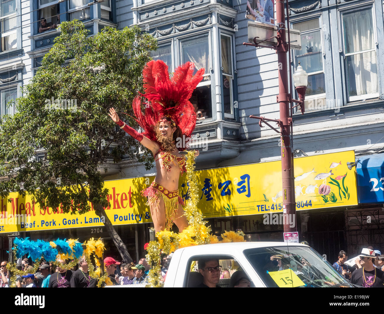SAN FRANCISCO, CA/USA - MAY 25: San Francisco Carnaval Grand Parade on ...
