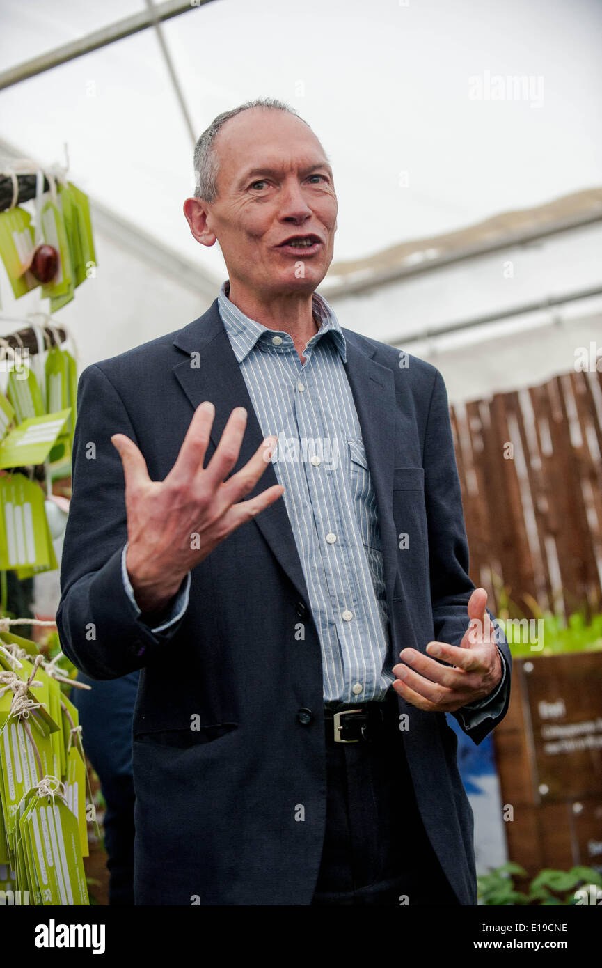 Tuesday 27 May 2014, Hay on Wye, UK Pictured: ( L-R ) AM John Griffiths ...