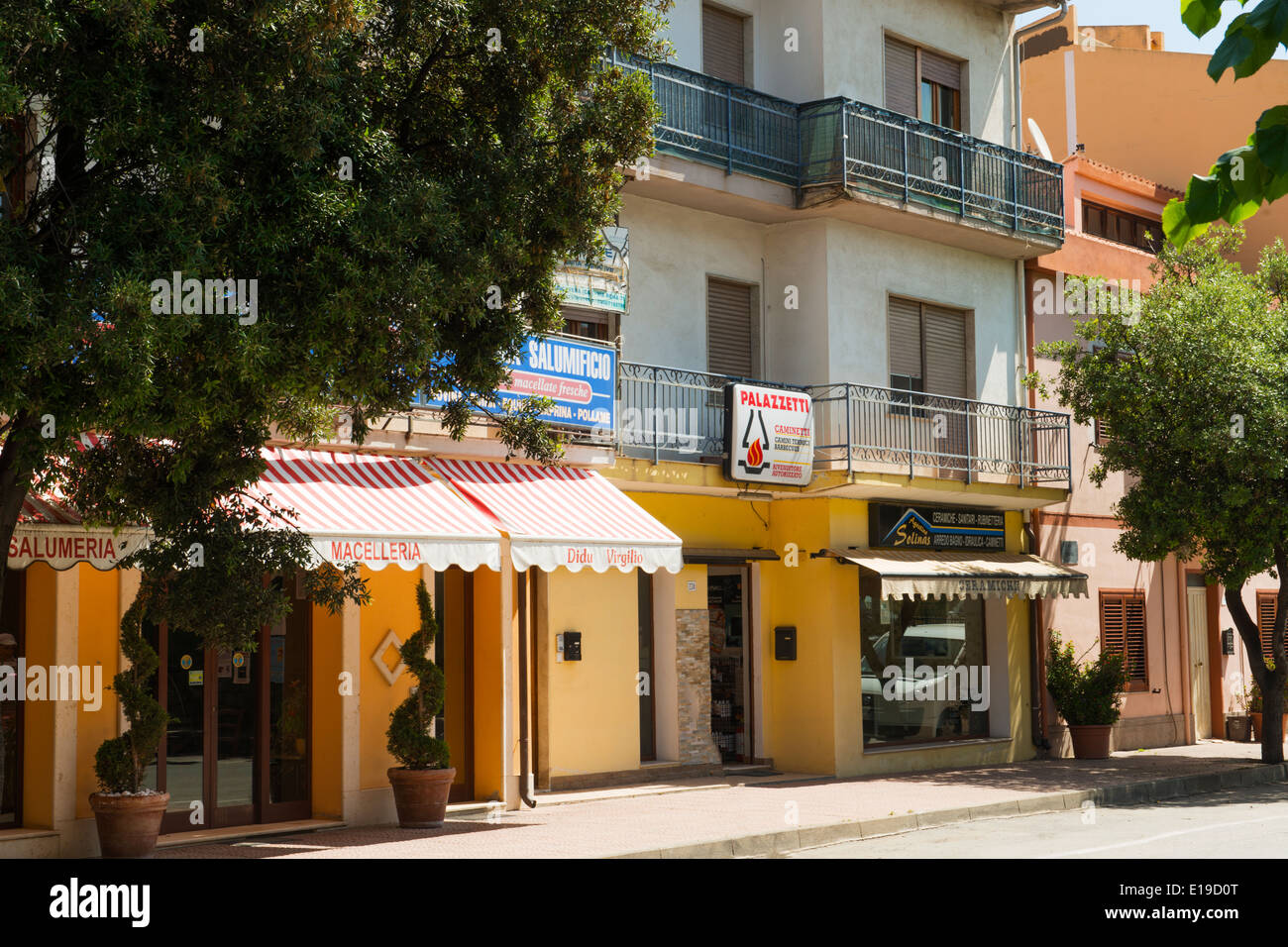 Muravera, Sardinia, Italy, narrow old streets and buildings Stock Photo ...