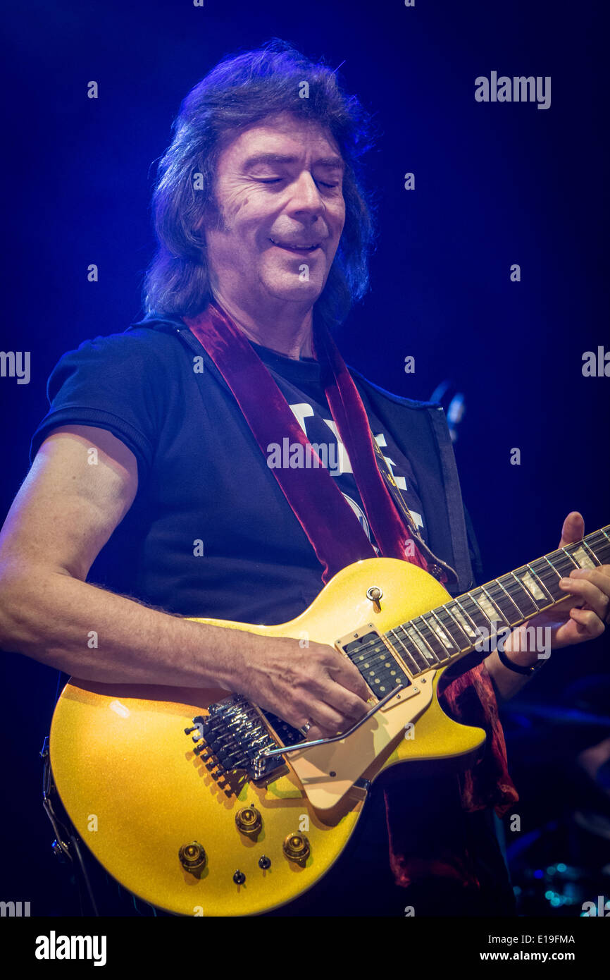 Gary Hackett High Resolution Stock Photography and Images - Alamy