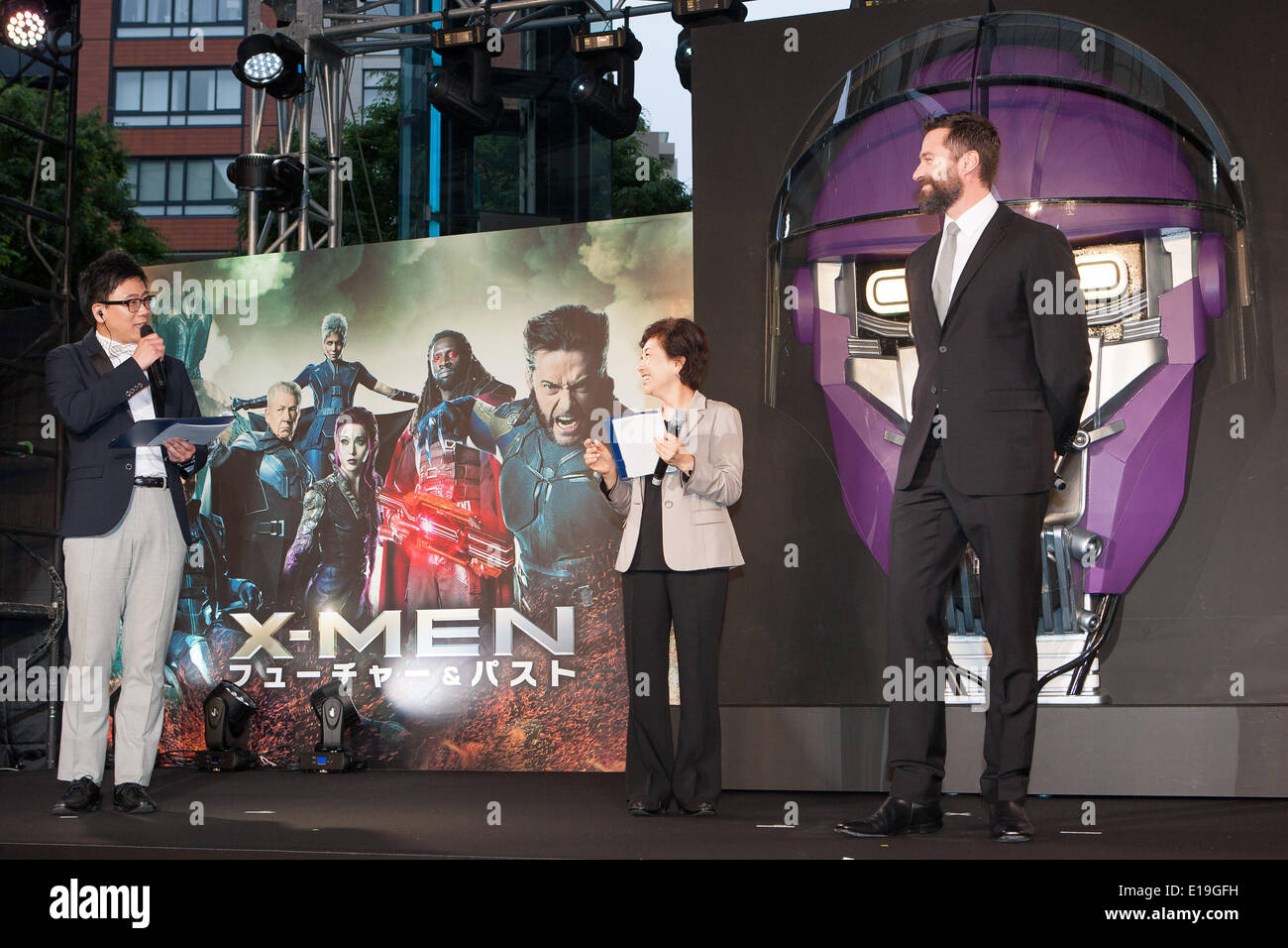 Hugh jackman x men crew hi-res stock photography and images - Alamy