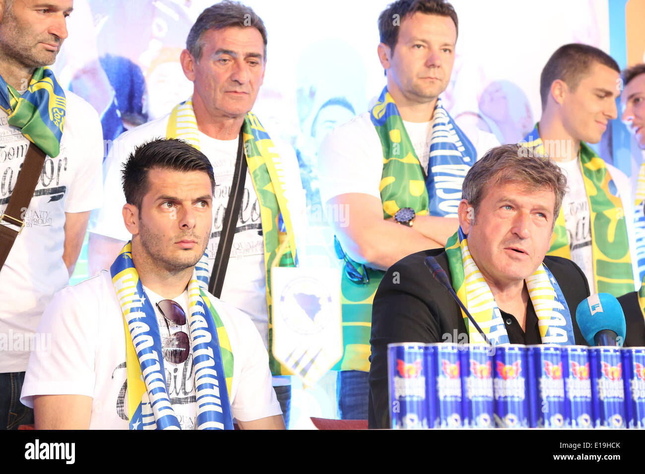 Bosnia and herzegovina team captain hi-res stock photography and images ...