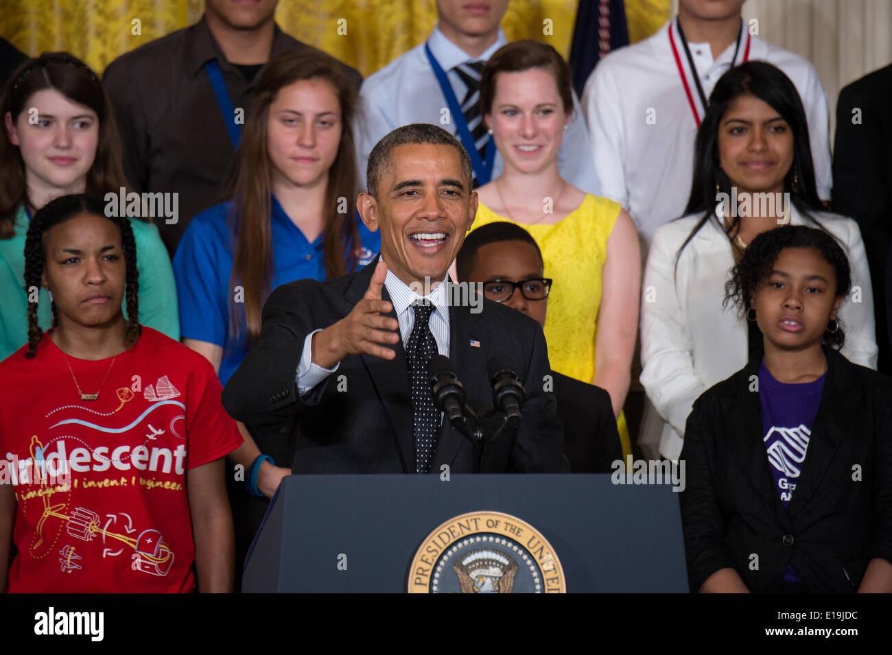 US President Barack Obama speaks to students gathered for the White ...